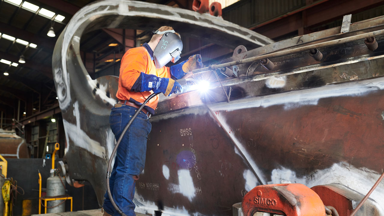 Taurus Mining Solutions gestaltet mit Hardox® Verschleißblech intelligentere und leichtere ...